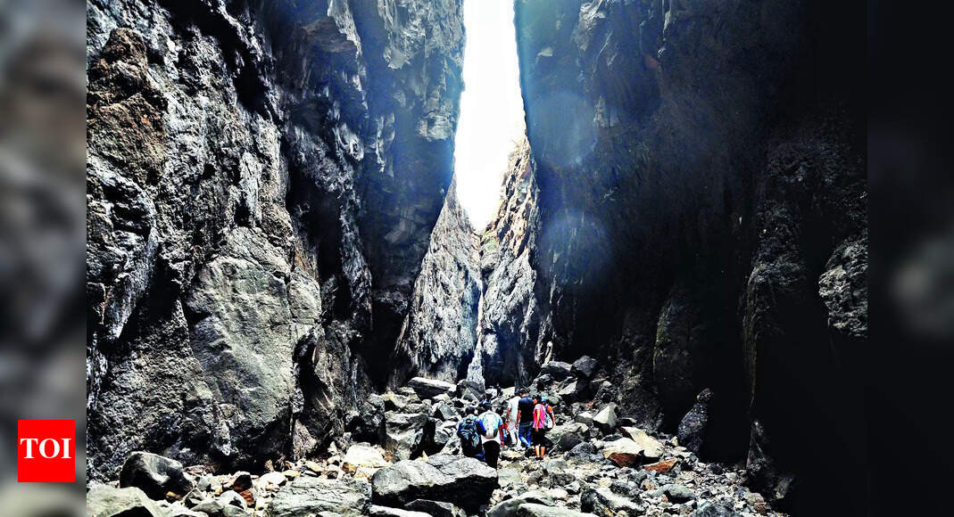 Sandhan Valley: Bhandardara’s Sandhan Valley Shut For Tourists Till ...