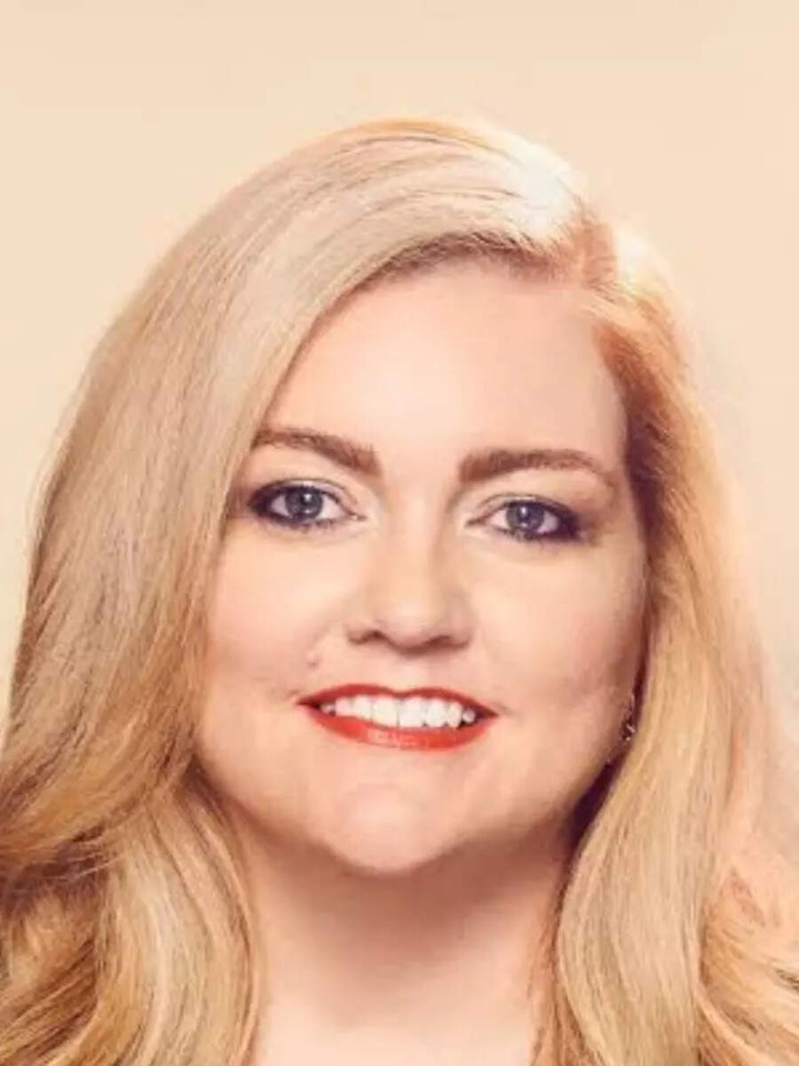 Colleen Hoover: 8 romance novels recommended by her | Times of India