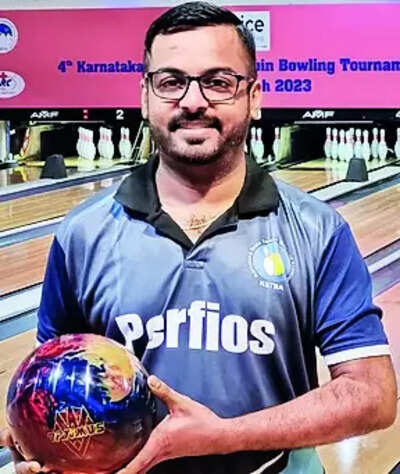 Akaash Closes In On Parvez | Bengaluru News - Times of India