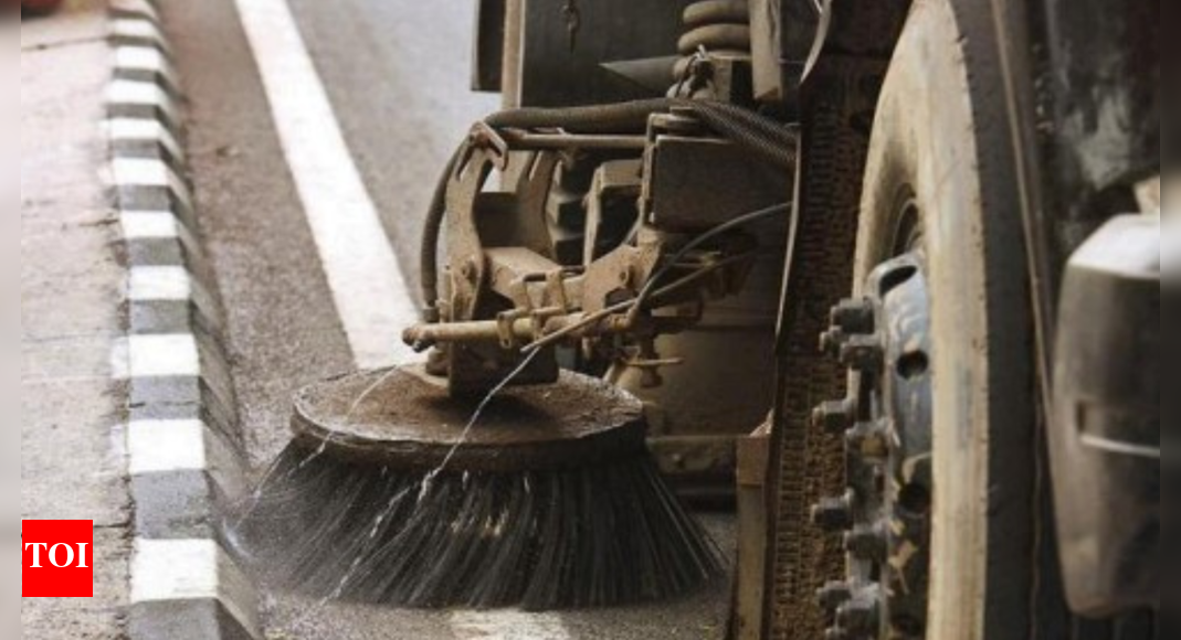 MCD to continue cleaning PWD roads wider than 60ft | Delhi News - Times ...