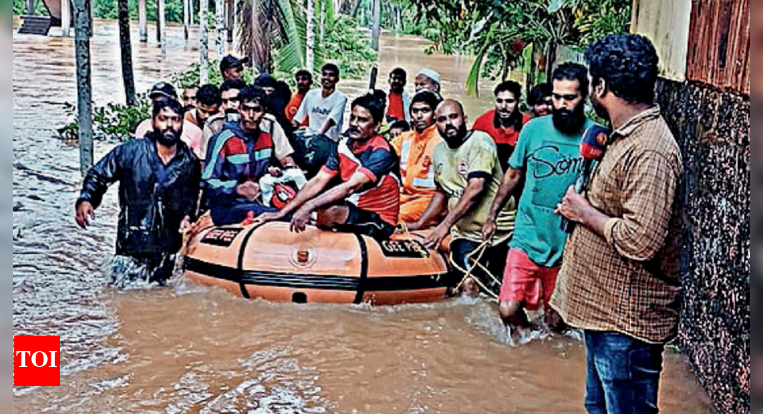 Kerala rains: Respite for southern districts but heavy showers batter ...