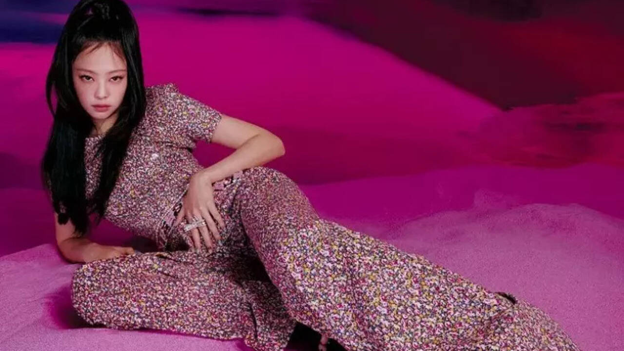 Blackpink's Jennie Makes History As First Solo Female South Korean ...