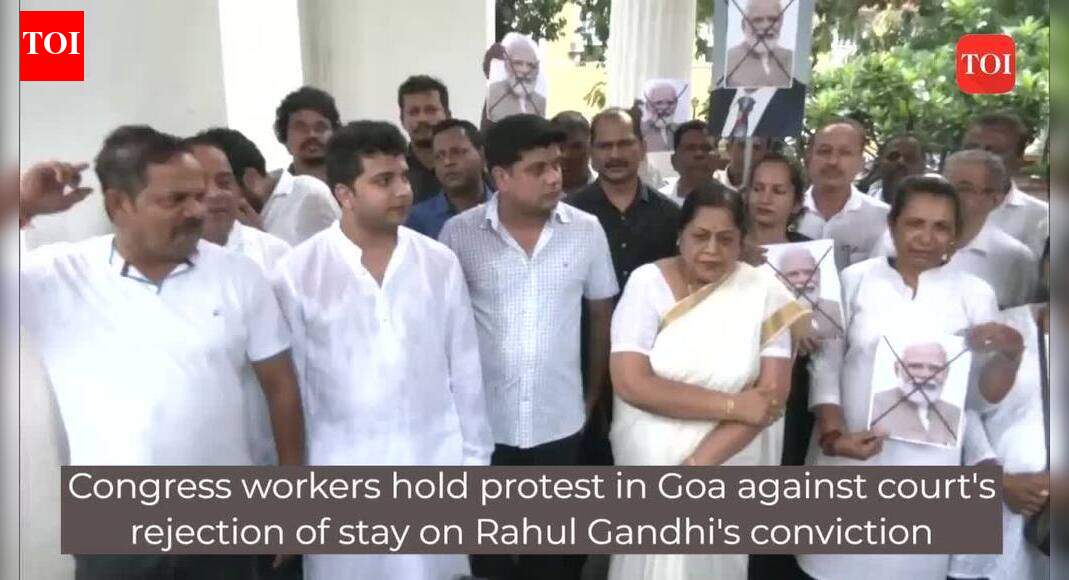 Congress workers in Goa protest against Gujarat HC's rejection of stay ...