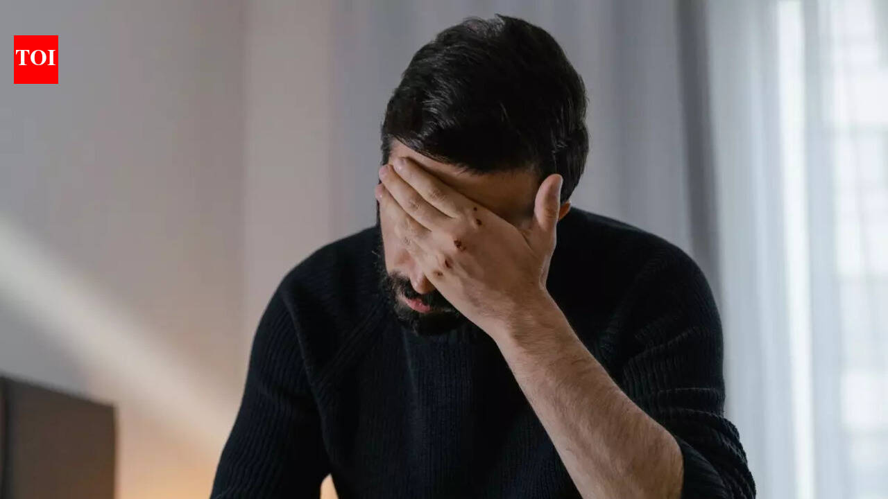 6 negative habits that are making you feel low