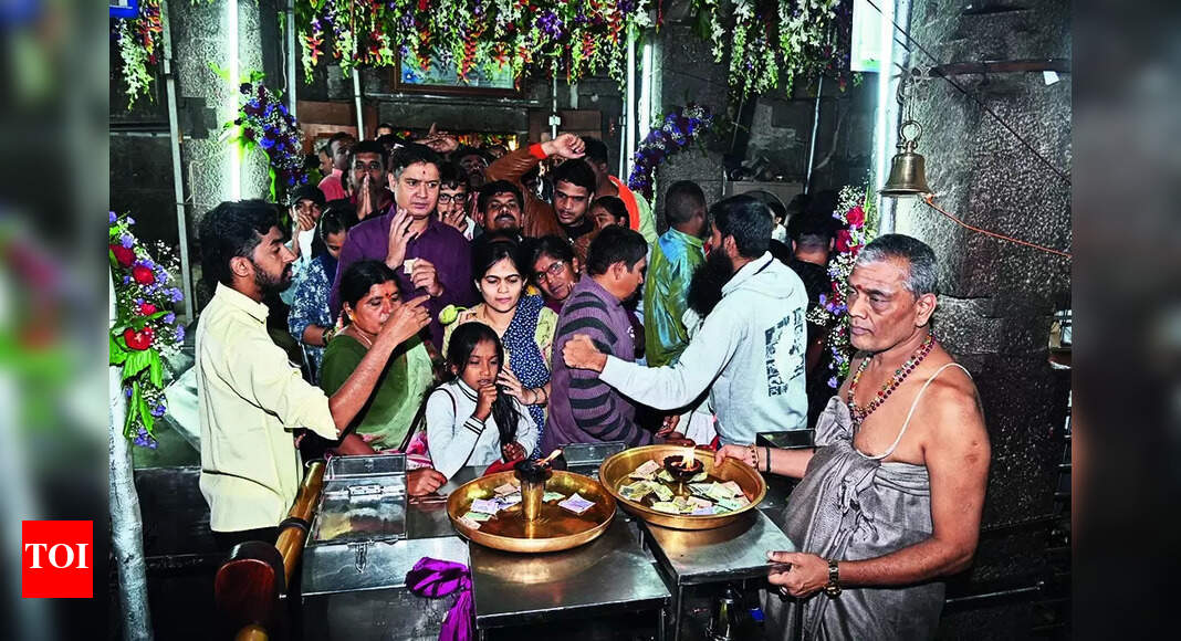 Ksrtc: Ksrtc Driver Is Better Now | Mysuru News - Times of India