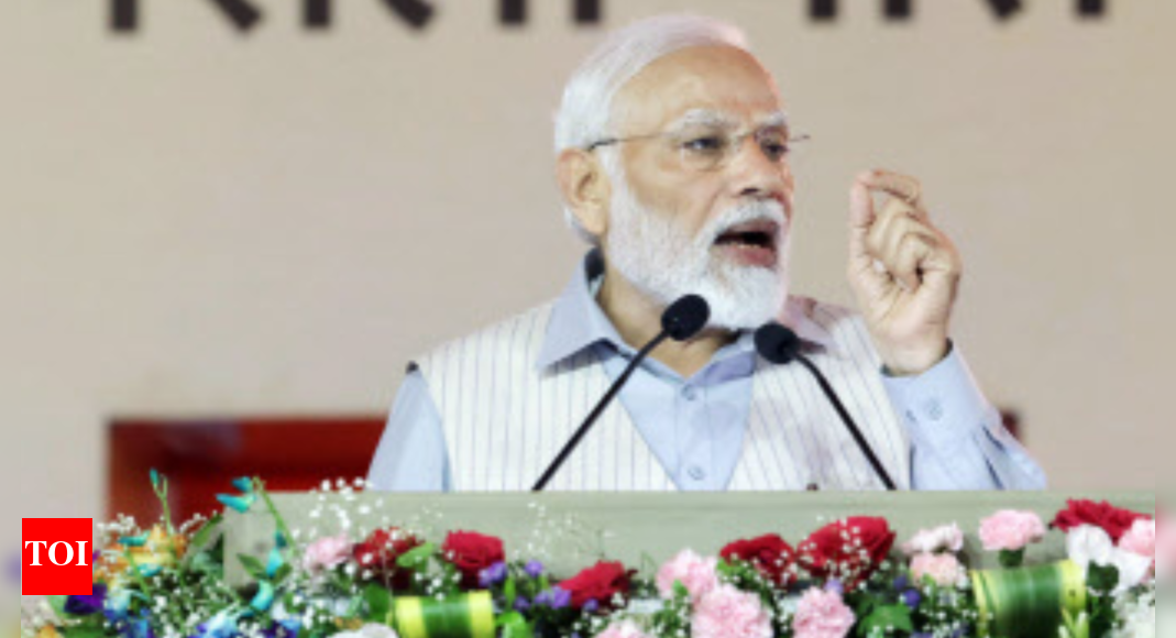 Congress: Congress means 'loot ki dukaan' and 'jhooth ka bazaar': PM ...