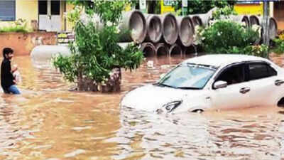 Heavy rain batters Rajasthan, normal life badly hit in several districts, 5 killed | Jaipur News ...