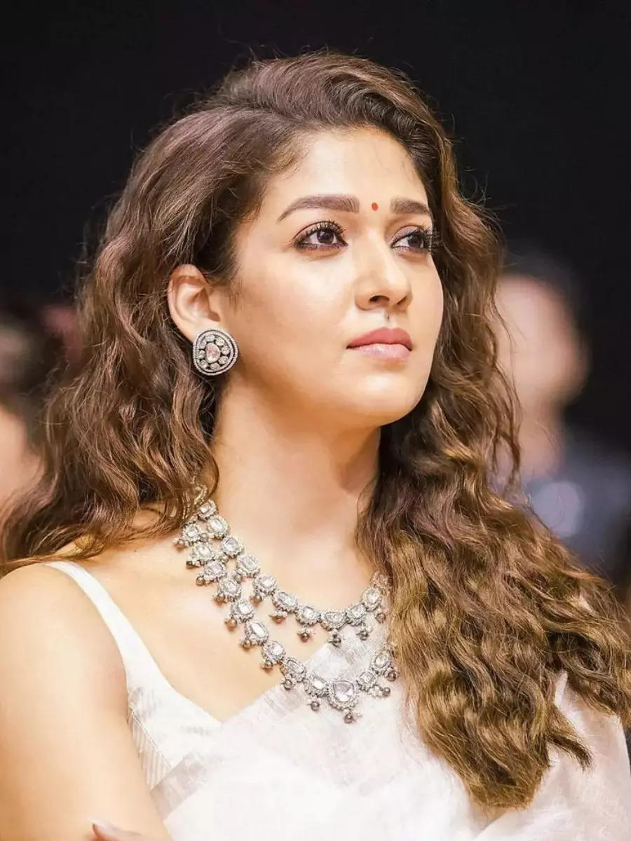 Dreamy looks of Nayanthara in white | Times of India