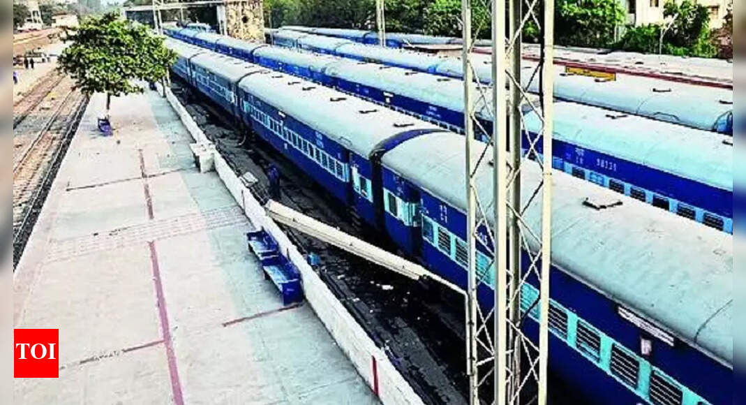 Cancellation, diversion of trains between Pune and Miraj | Kolhapur ...