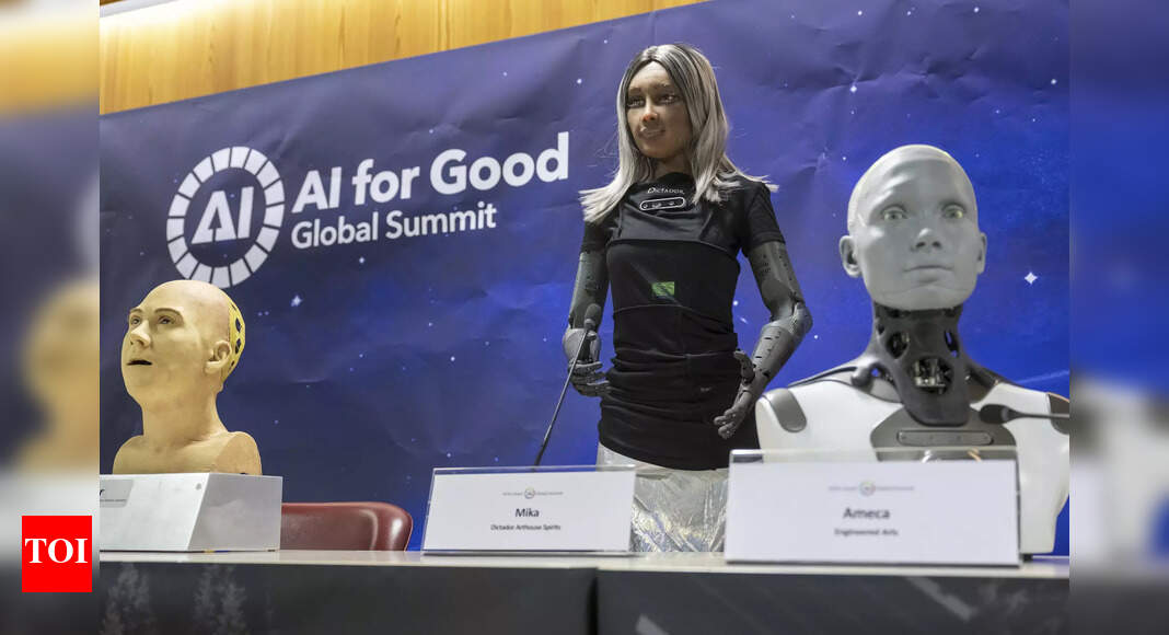 Humanoid Robots: Humanoid robots say they could be better leaders but ...