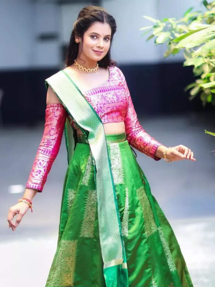 Best traditional looks of actress Anusha Prathap | Times of India