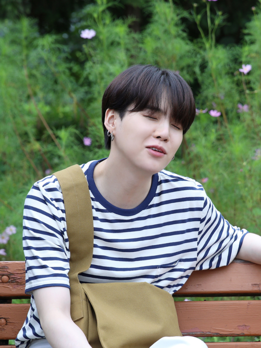 BTS’ Suga’s Comfy Yet Cool Monsoon Looks For Casual Outing | Zoom TV