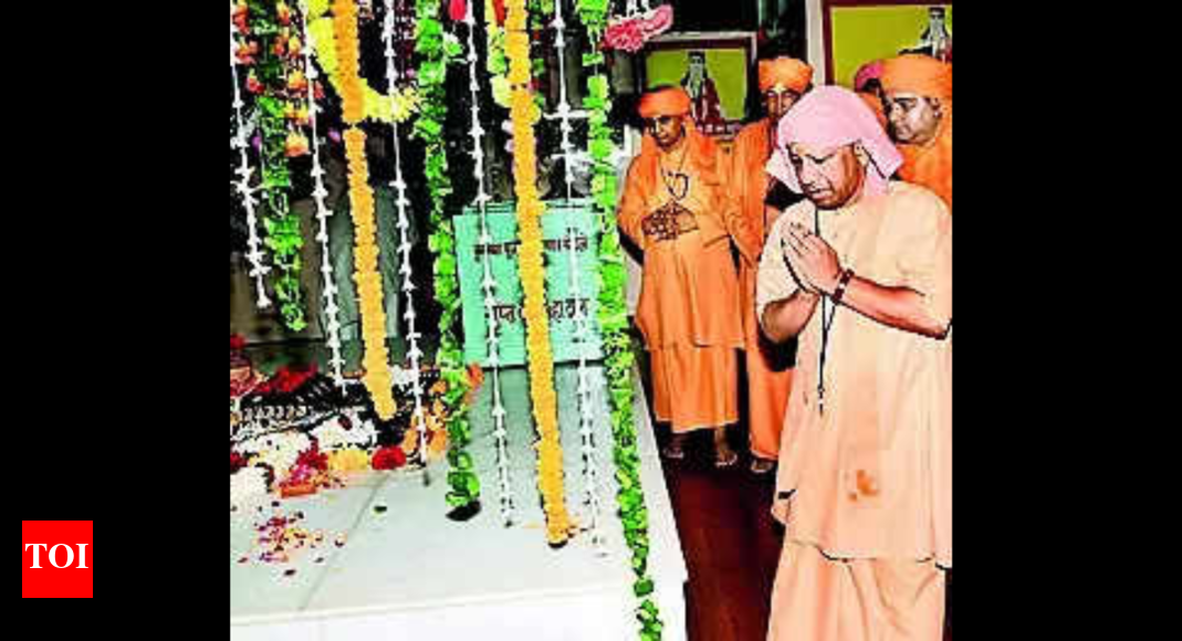 Those associated with Nath sect must work for nation & religion: Yogi ...
