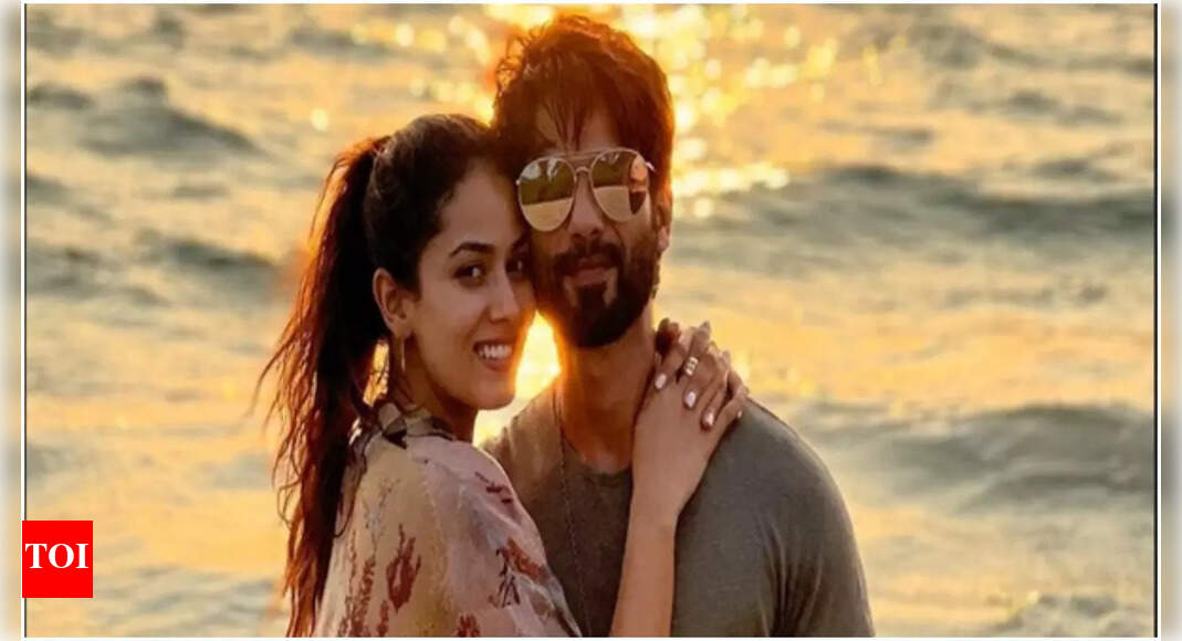 Greece Diaries: Mira Rajput turns photographer for husband Shahid ...