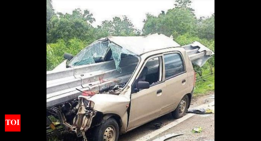 Car crashes into railing, metal pierces windshield & juts out of rear ...