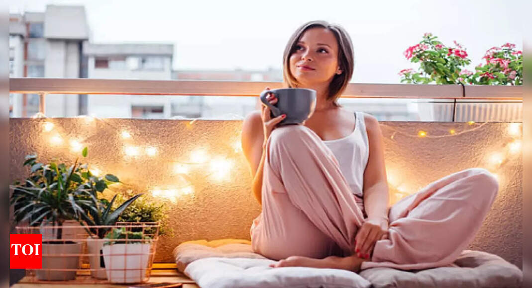 Chic balcony seating designs that add a sparkle to your interiors ...