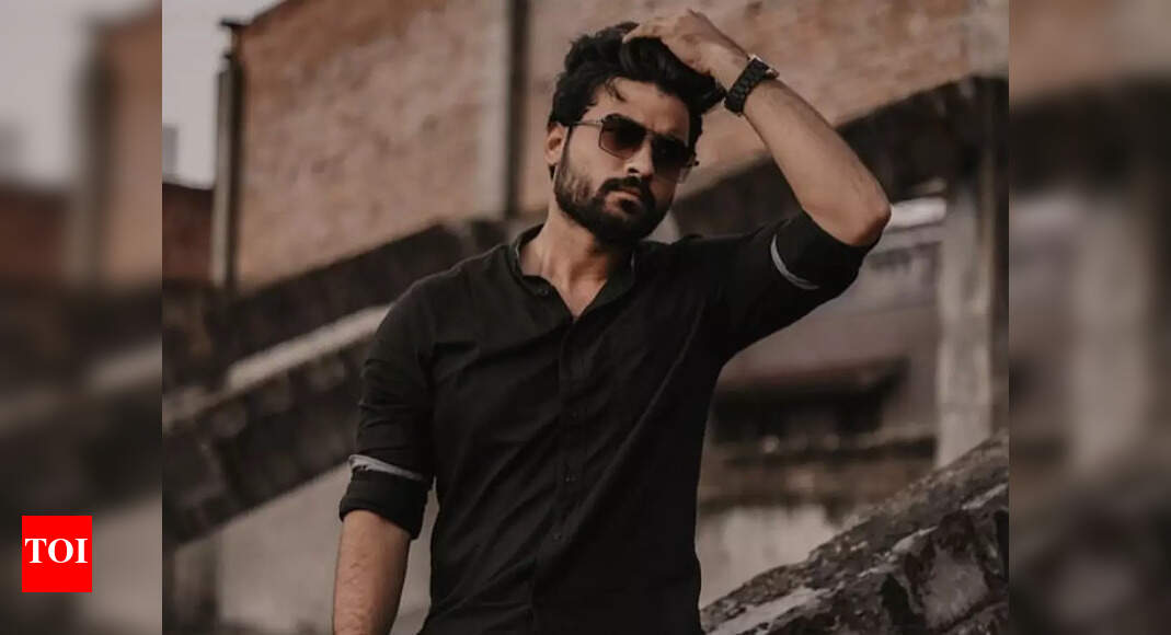 Television actor Tharun Appasamy joins the cast of Eeramana Rojave 2 ...