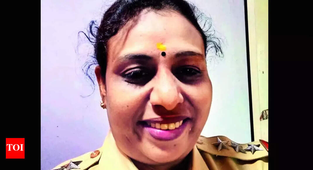 Extortion: Woman Inspector Suspended For Taking ₹12 Lakh | Chennai News - Times of India
