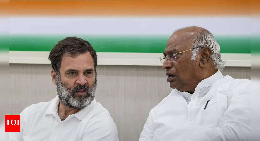 Congress meeting to discuss strategy for monsoon session of Parliament ...