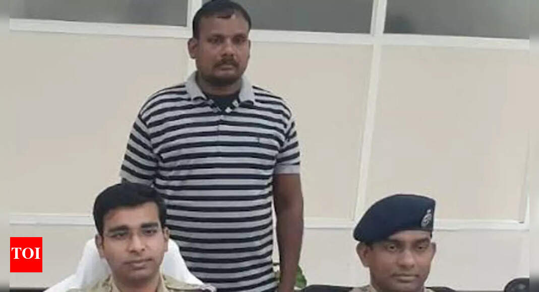 Maoist Deva alias Bhagat, responsible for killing over 190 security ...