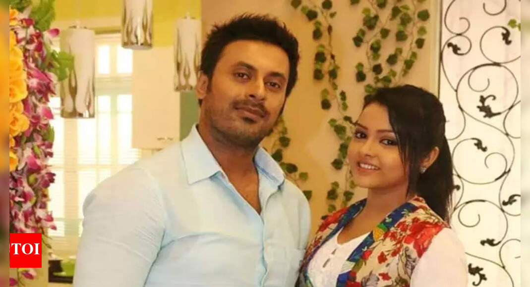 Actress Nabanita Das turns emotional; reminisces memories of debut show ...