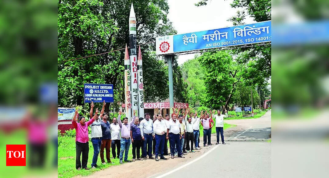 Hec, Mecon Engineers Cheer As Chandrayaan-3 Lifts Off | Ranchi News ...