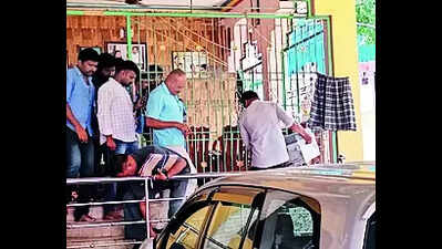 Dvac Raids Former Panchayat Chairman’s House | Madurai News - Times of ...