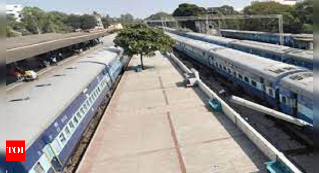 Tank crashes at Warangal stn, 8 injured | Hyderabad News - Times of India