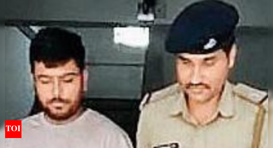 Gujarat News Today: Having failed to sneak into the US, he became human ...