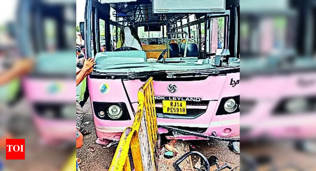 Retired Army Man Run Over By Bus, People Vandalise Vehicle | Jaipur ...