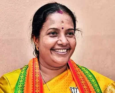 Vanathi Hits Back As Mnm Slams Her Over Poll Promises | Coimbatore News ...