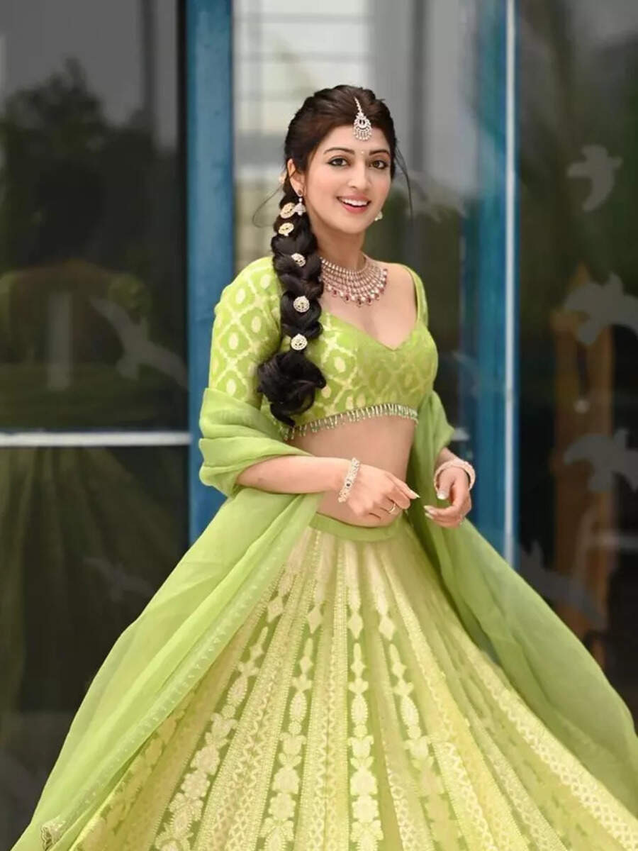 Pranitha Subhash exudes ethnic vibes in lehenga | TOIPhotogallery