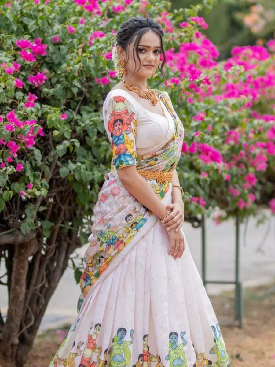 10 Best lehenga looks of Sri Satya | Times of India