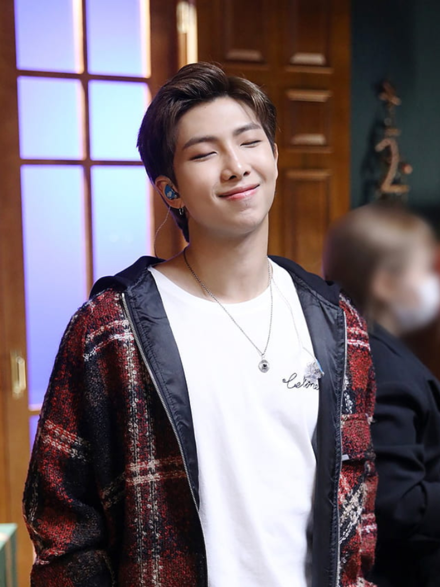 BTS’ RM-Approved Monsoon Fits For Casual Outings | Zoom TV