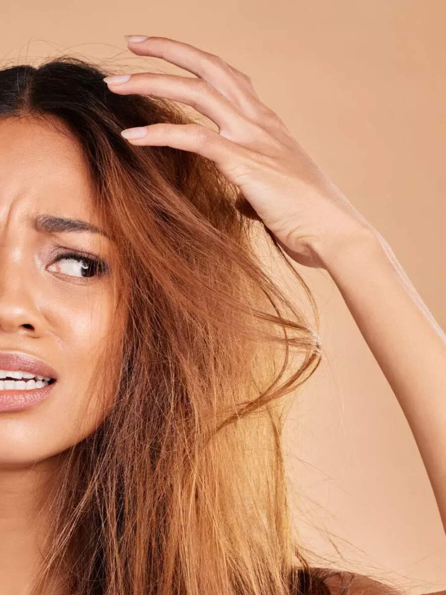 9 signs of an emotionally immature woman | Times of India