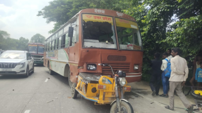 4 killed, 5 injured as bus hits e-rickshaw in Uttar Pradesh’s Barabanki district | Lucknow News ...