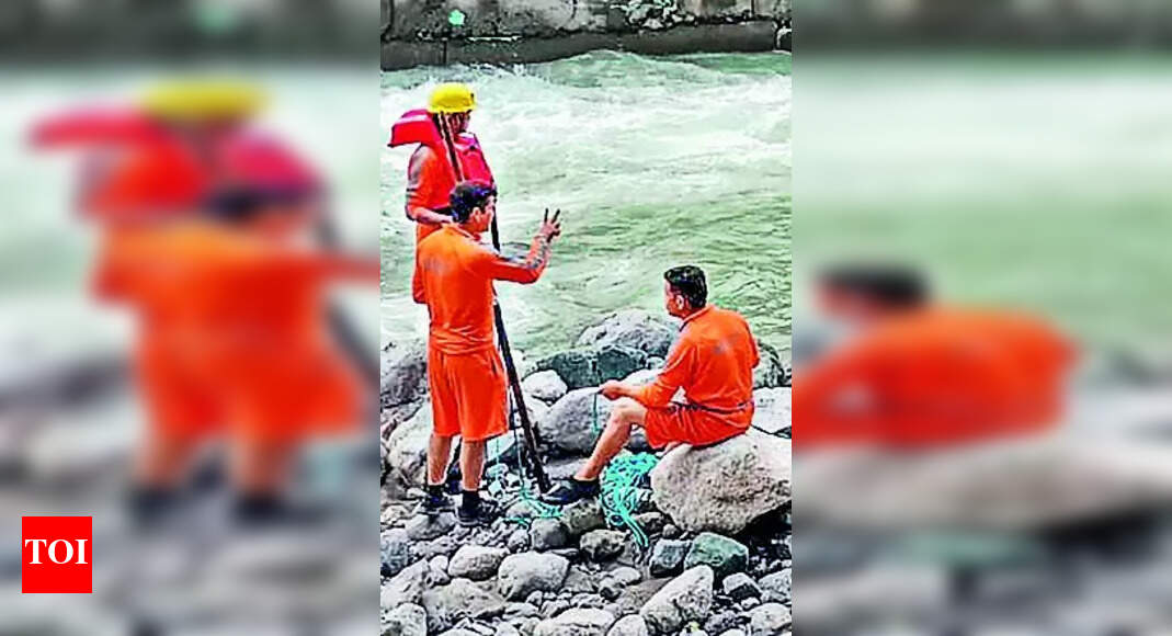 Chandigarh-manali Highway Reopens For Traffic After 18 Hrs | Shimla News - Times of India