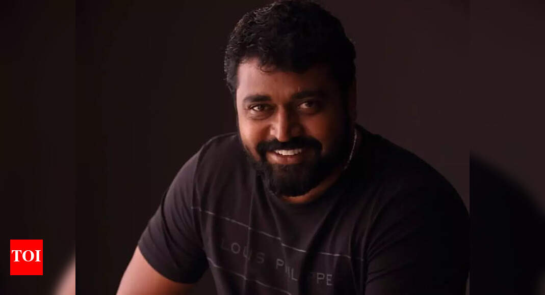 Television actor Sundhakar joins the cast of Modhalu Kaadhalum - Times ...