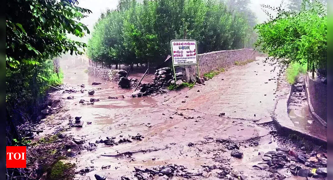 Flash Floods In Kinnaur Damage Houses, Apple Orchards; Road To Shimla Blocked | Shimla News ...