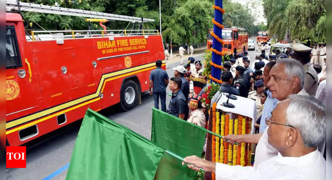 Bihar CM Nitish Kumar flags off 34 fire-fighting vehicles | Patna News ...