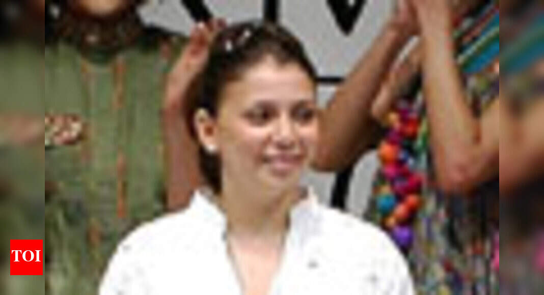 Nikasha to showcase at WIFW - Times of India