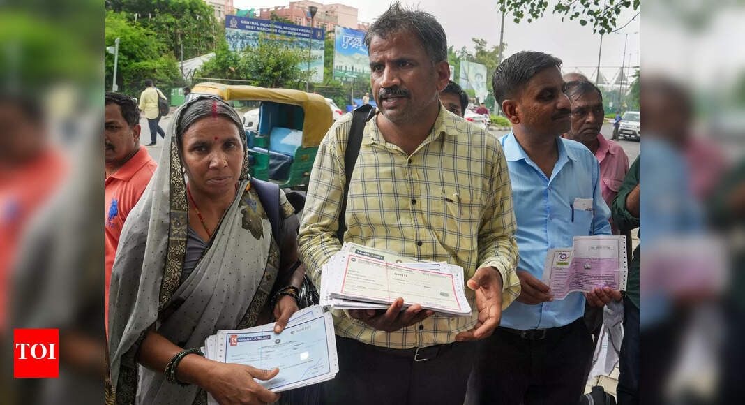 7 lakh investors registered on platform for refund from 4 Sahara group societies, file claims of ...