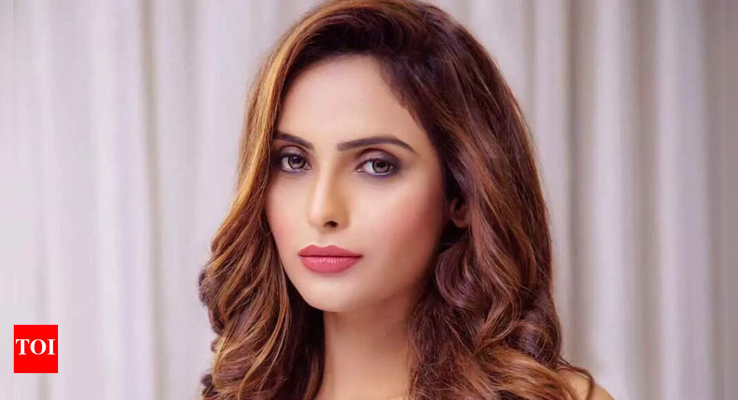 Ayeesha S Aiman: when I started my acting carrier, I remember my first ...