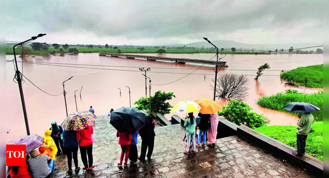 Rain snaps highway links to Konkan, Goa | Kolhapur News - Times of India