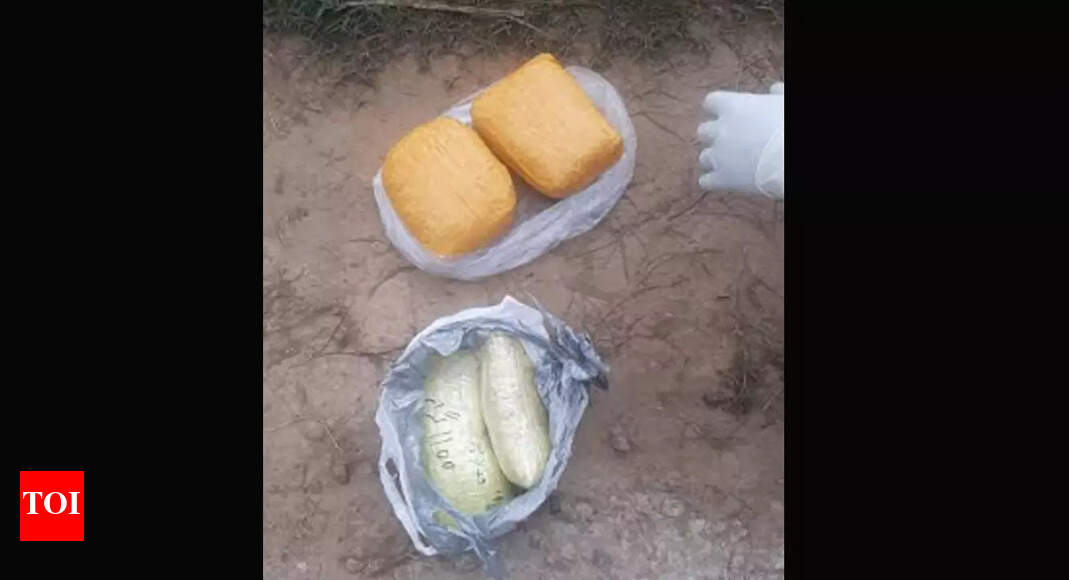 BSF foils narcotics smuggling bid in Jammu's Samba, neutralises ... BSF foils narcotics smuggling bid in Jammu's Samba, neutralises ...