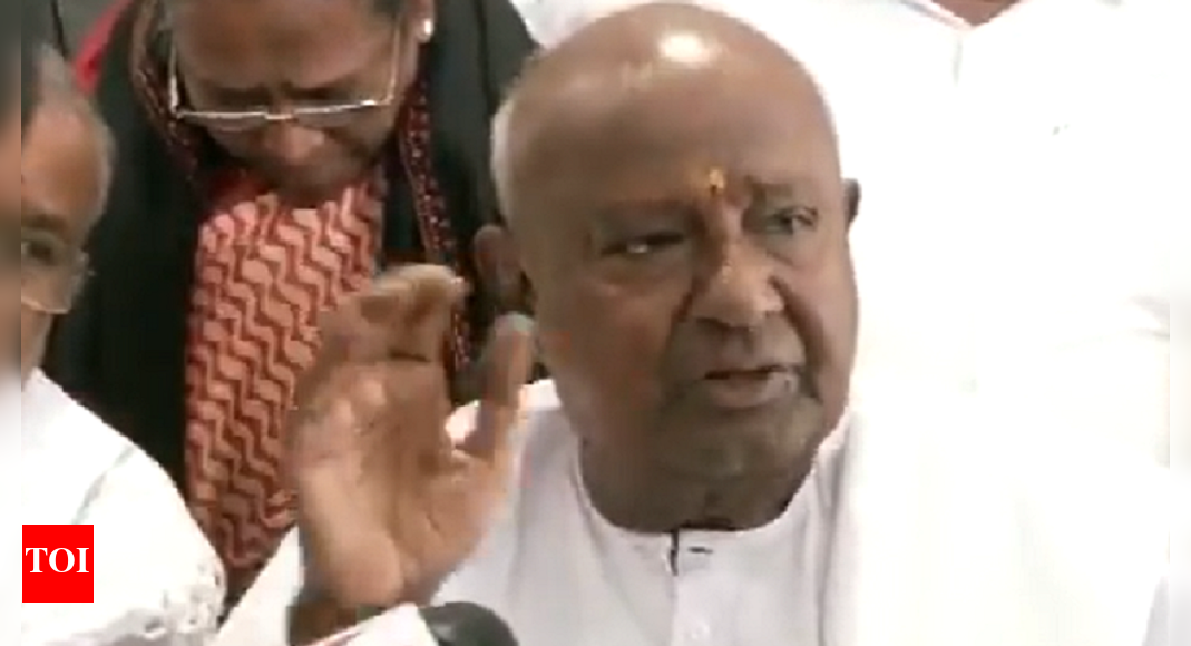 HD Deve Gowda rules out electoral tie-up with NDA, says JD(S) to fight ...