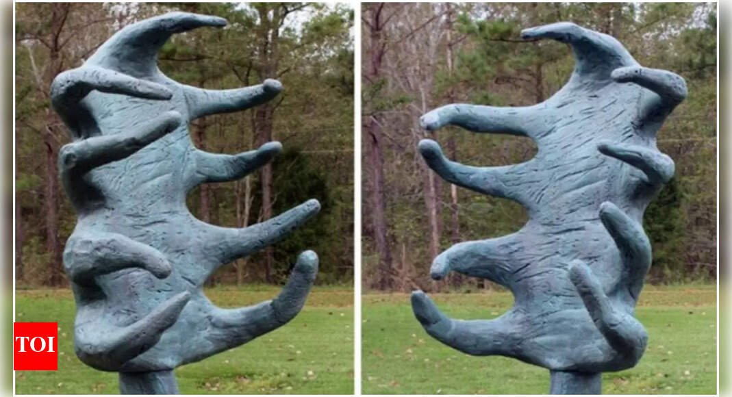 150-pound statue, other items stolen from 'Beetlejuice 2' set | English ...