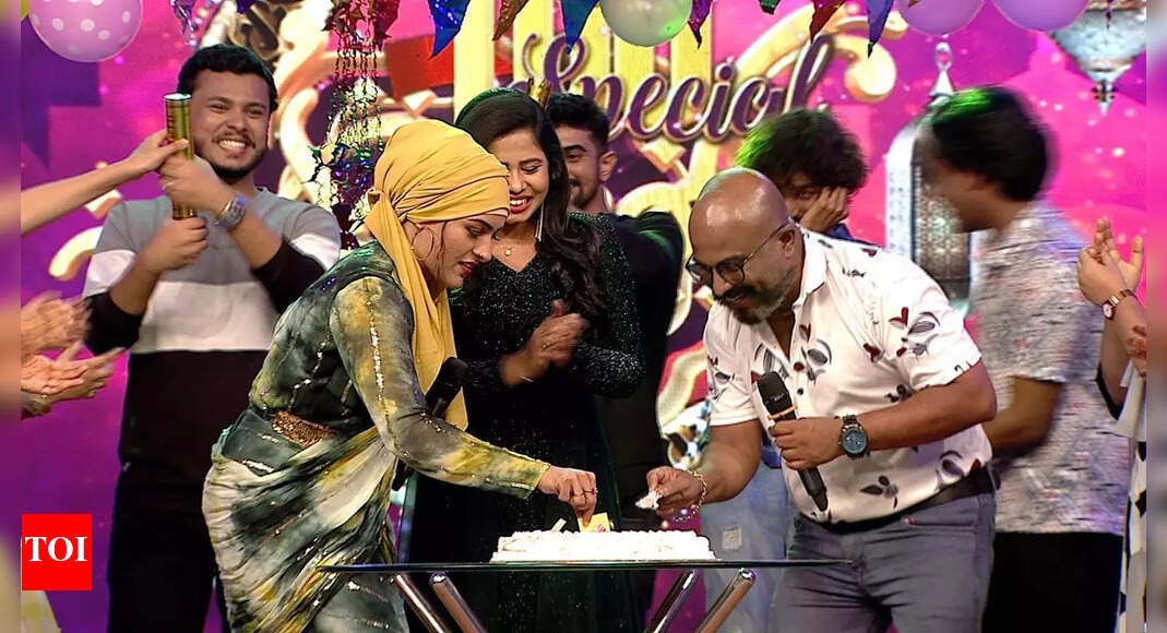 Patturumal completes 100 episodes - Times of India