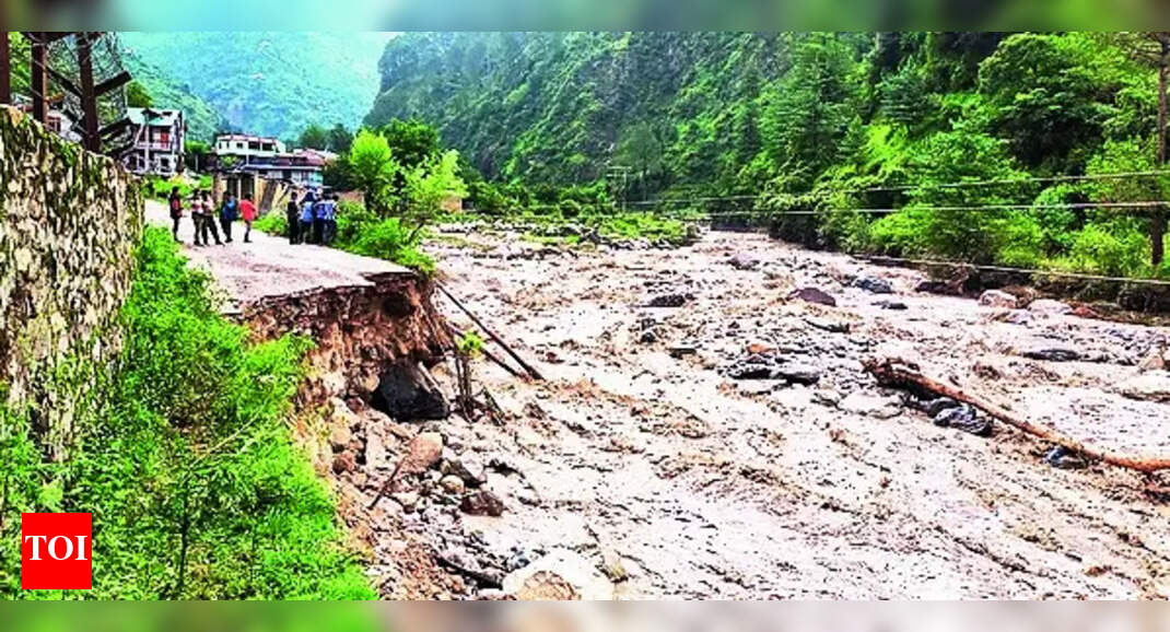 Fresh Flash Flood In Kullu’s Garsa Valley, 6 Houses Washed Away ...