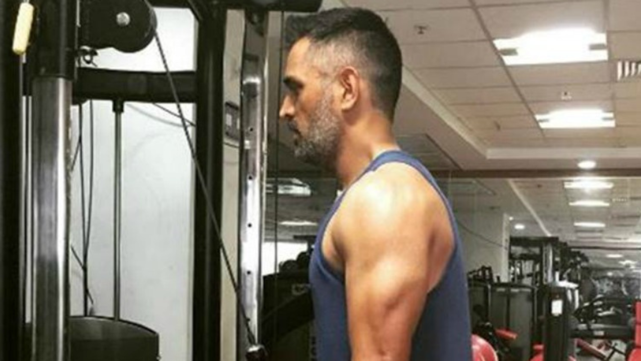 MS Dhoni's Fitness at 42 Impresses the Internet: Watch the Post-Gym Video!